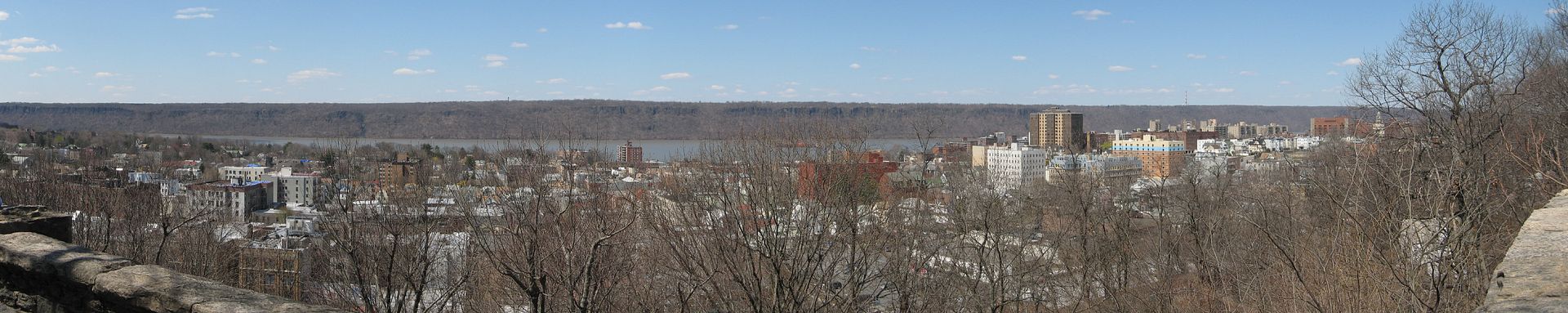 Leslie Sutherland Monument -- 1953/1988/2009 - SoYo Sunset