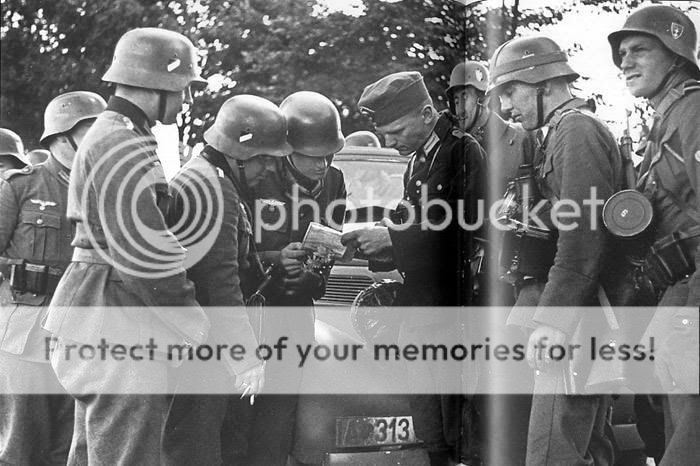 "Combates en Danzig......."